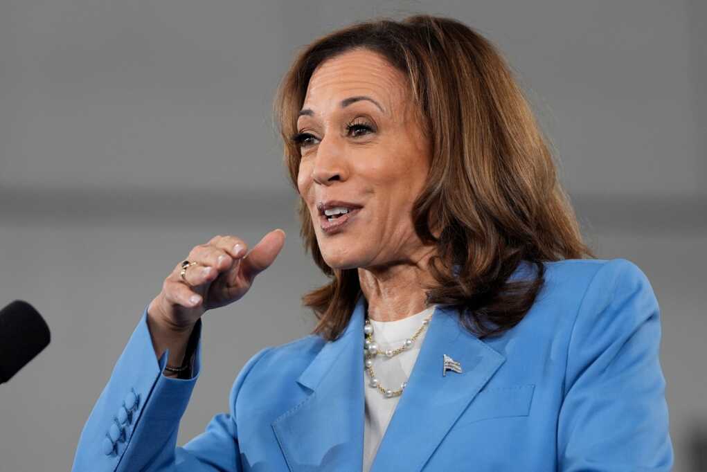 Kamala’s Book: Michelle Omission Sparks Scrutiny | The Conservative View